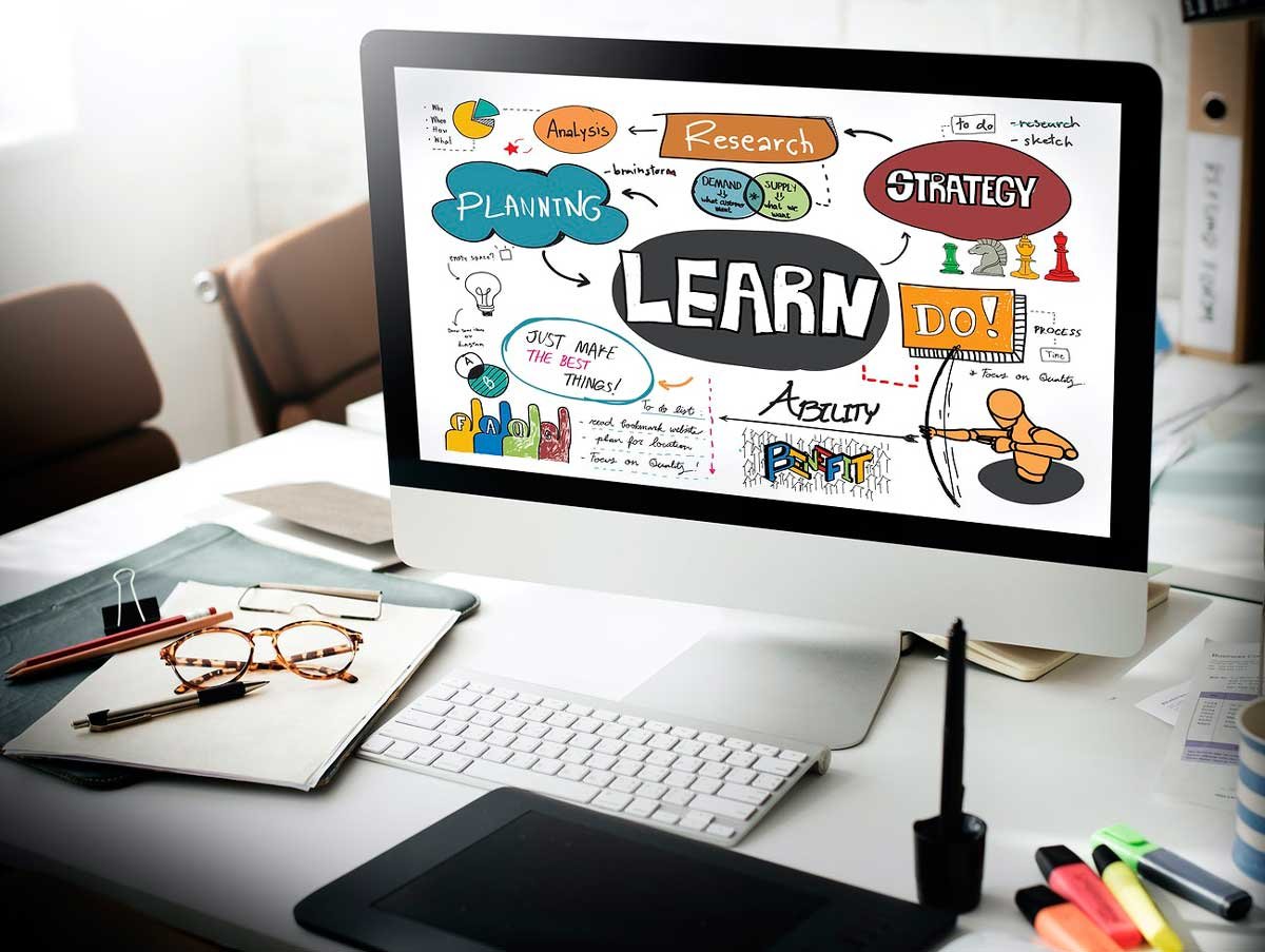 4 Ways That Educational Technology Makes Learning Easier
