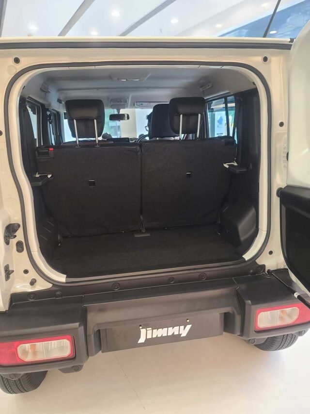 Jimny-boot – Thereviewstories